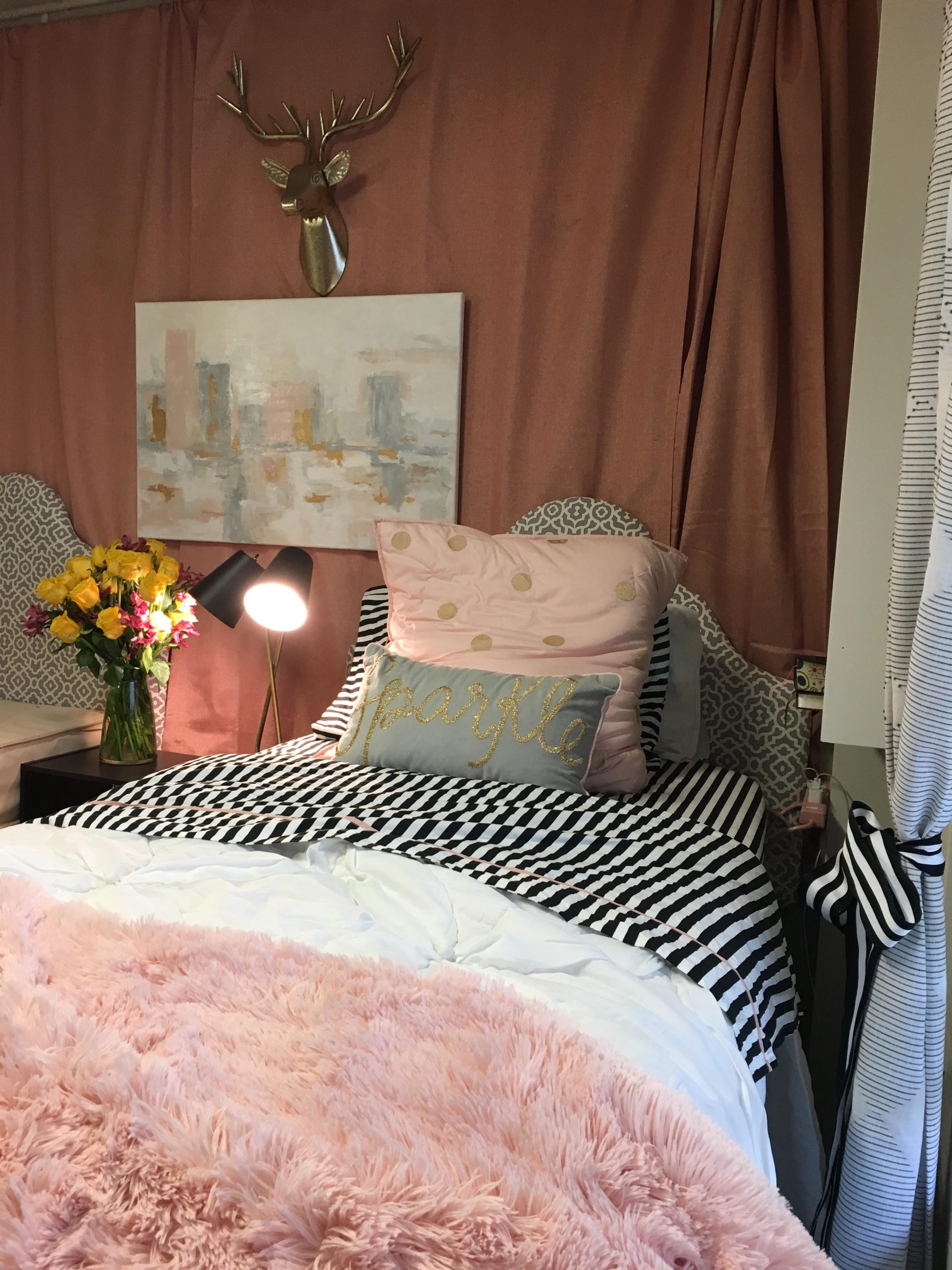 Extreme Makeover: Dorm Room Edition | Lola Magazine